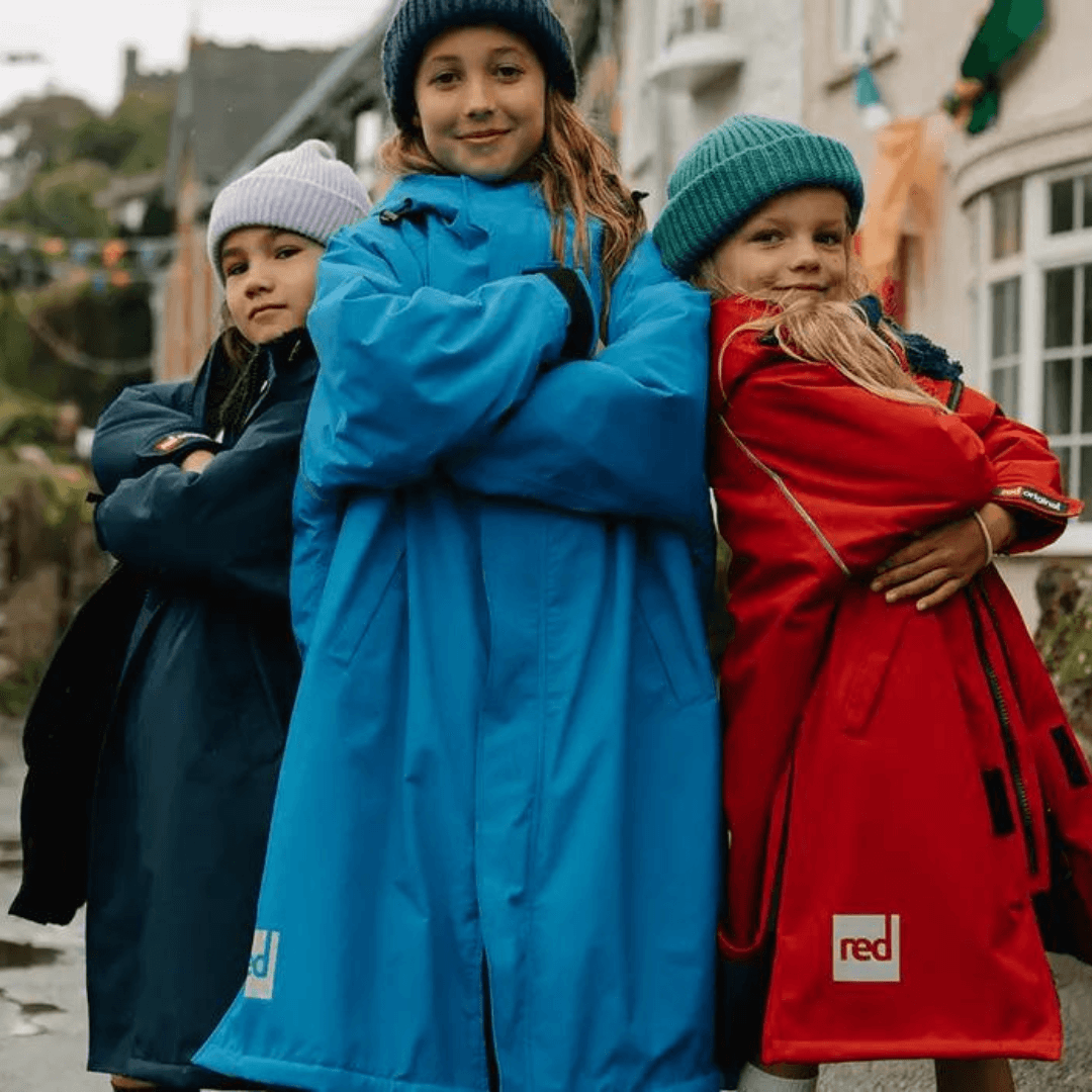 Red Dry Pro Robes for Kids: What Are the Uses? - Little Trekkers
